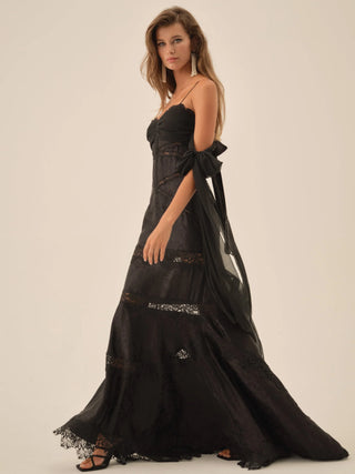 Rita Lace Gown – The Boutique Of GòZo®️